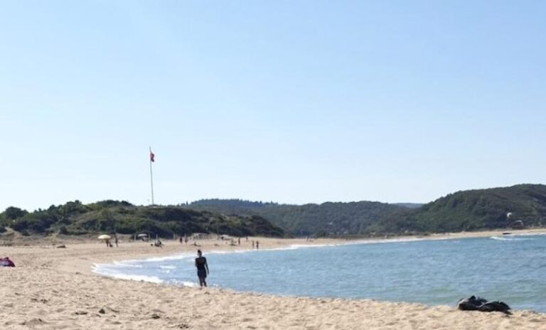 The best beaches in Istanbul - Kartal 24